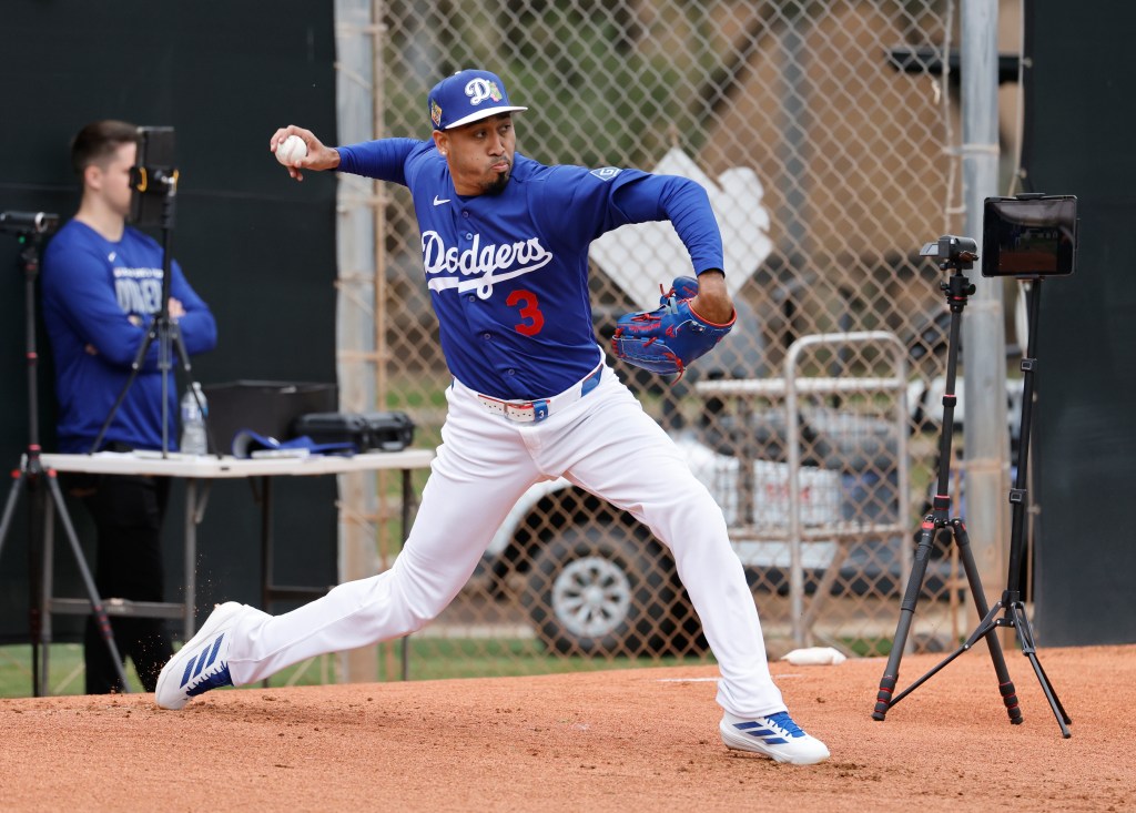 Edwin Díaz responds to Steve Cohen’s comments about leaving Mets