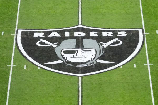 Sources: Raiders promoting assistant Rob Leonard to DC