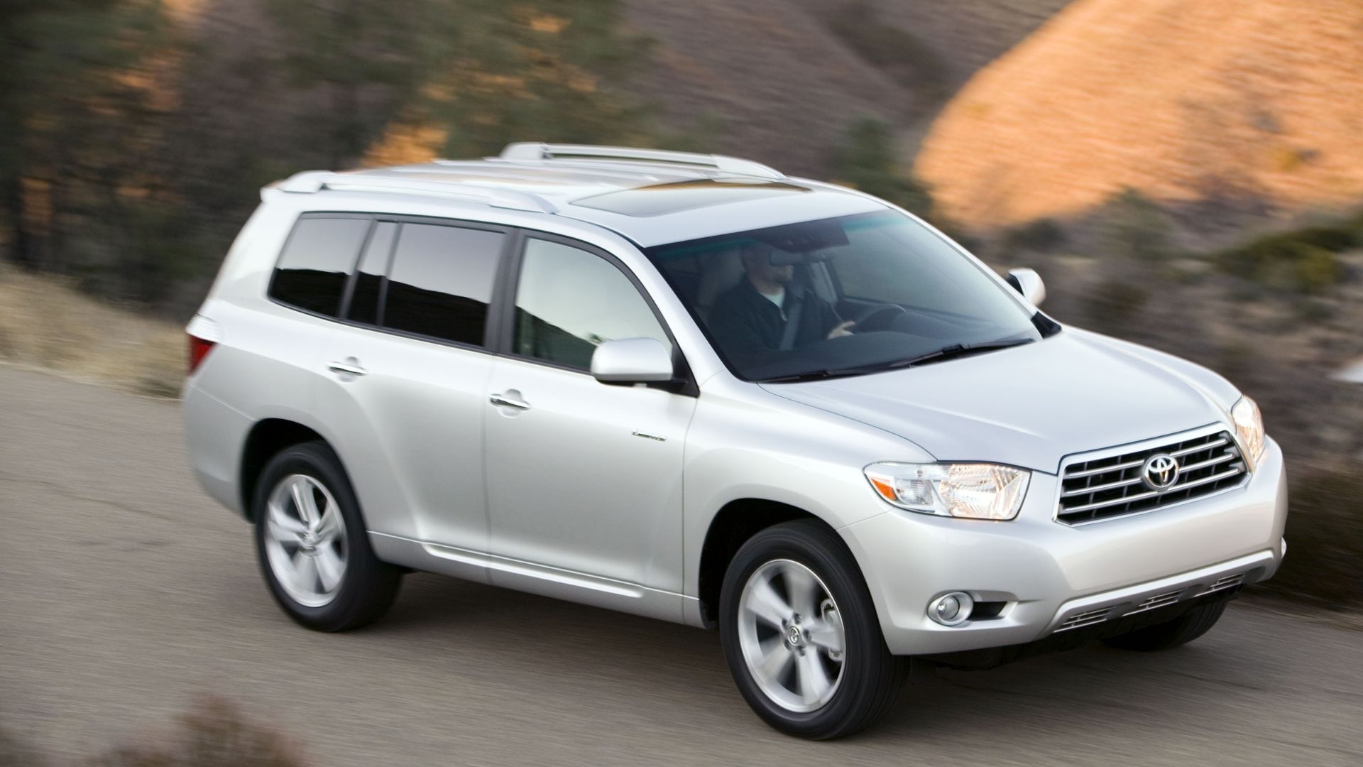 Toyota Highlander second-gen V6: Best time to buy before full EV transition