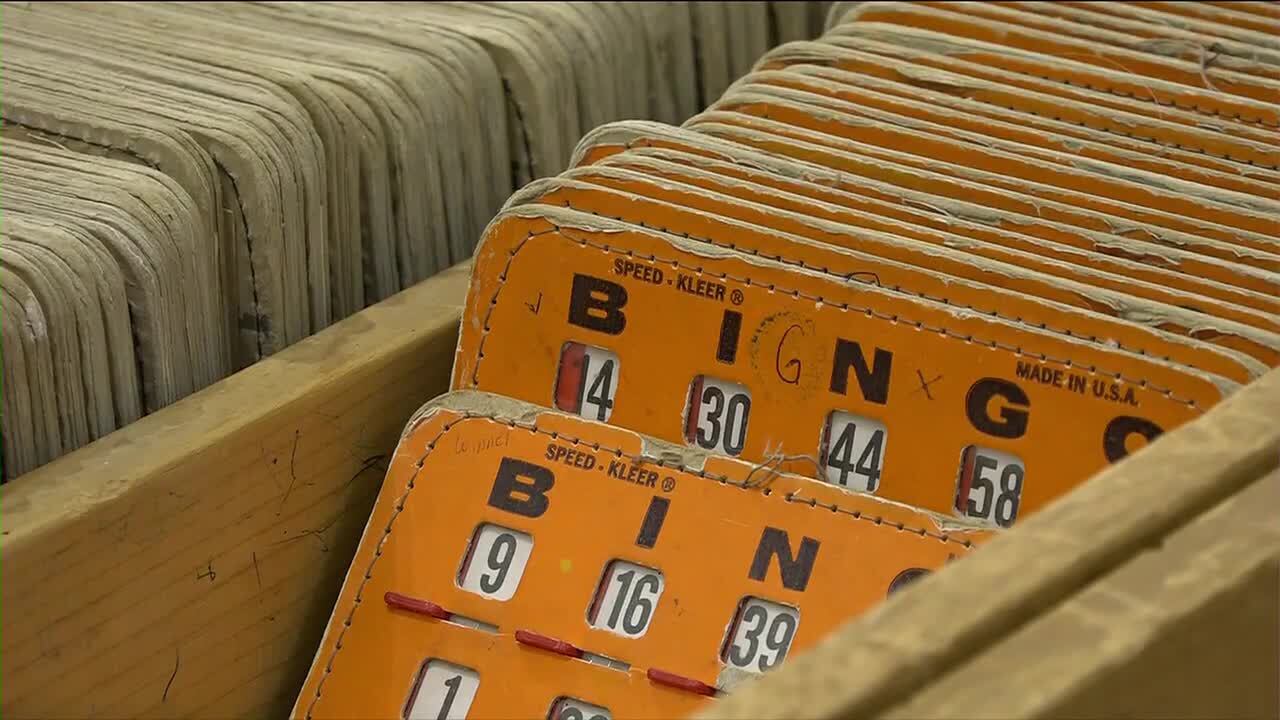 Topeka Zoo hosts inaugural 'Bee Mine' bingo event for Valentine's Day