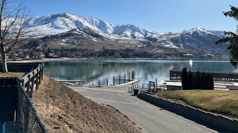 This pristine lake in the Pacific Northwest offers outdoor fun with ...