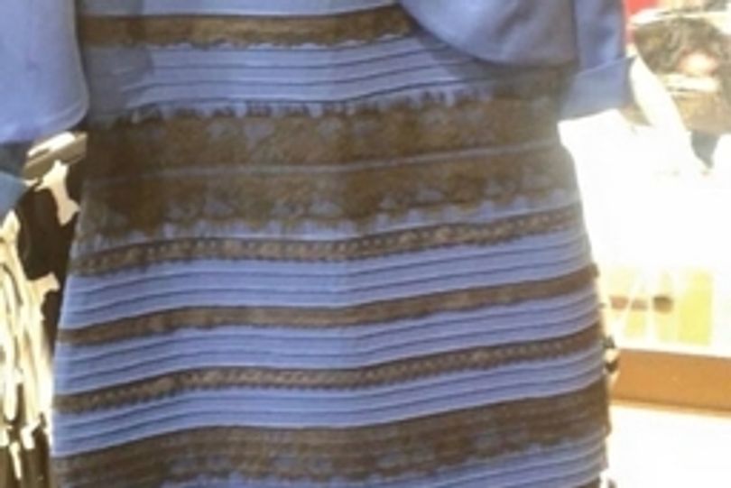 Viral image reignites the infamous blue and black or white and gold ...