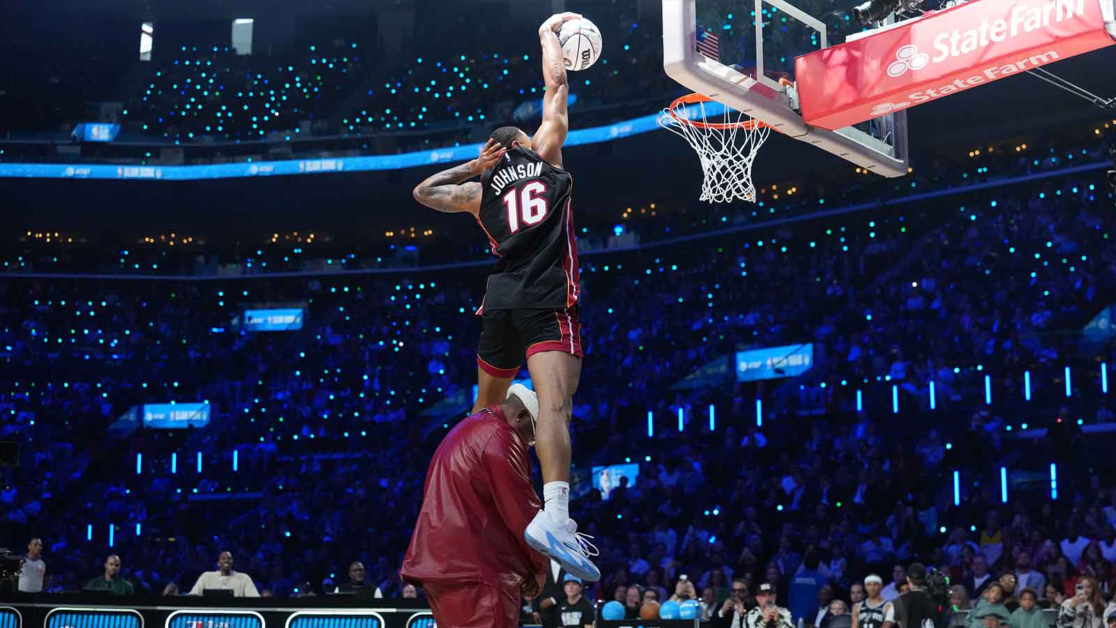 Keshad Johnson wins 2026 NBA slam dunk contest thanks to insane slam ...