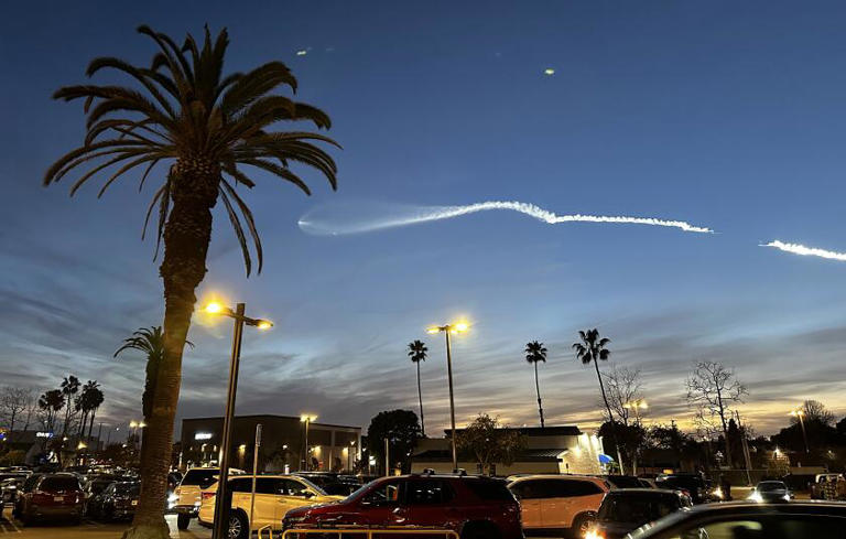 Southern California sky is lit up by Valentine's Day SpaceX launch