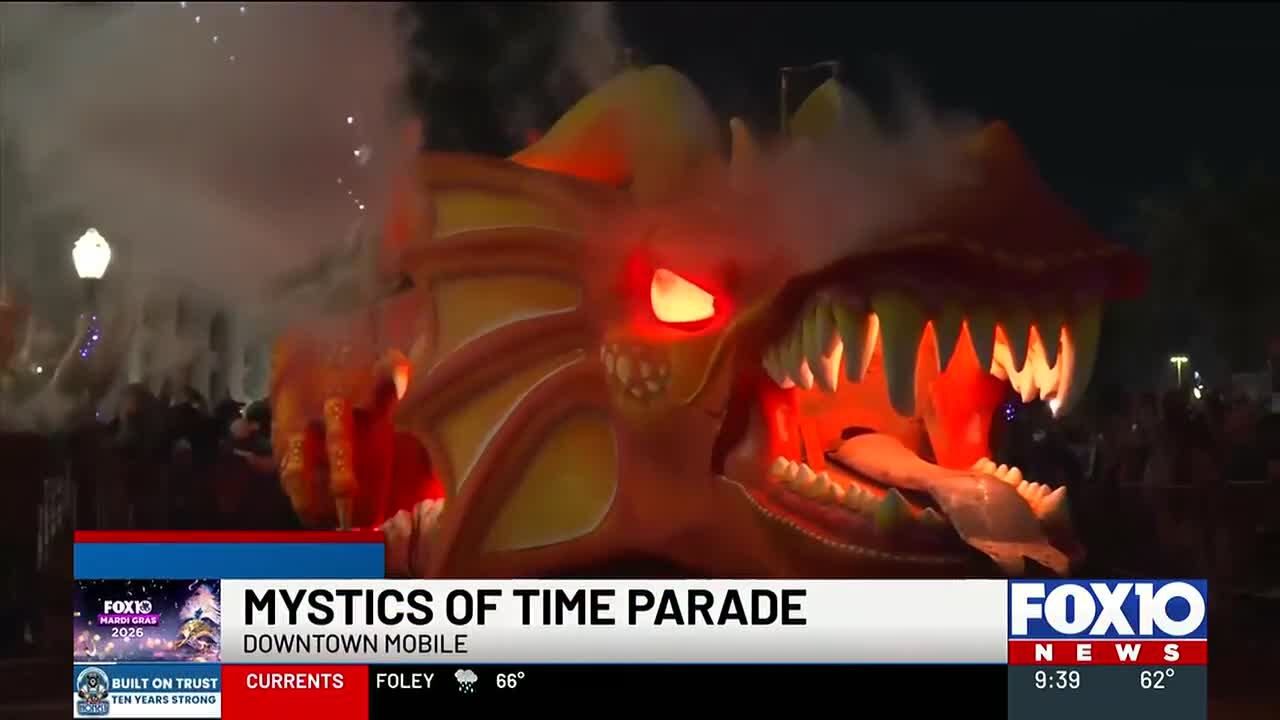 Crowds turn out as Mystics of Time roll take to streets of downtown Mobile