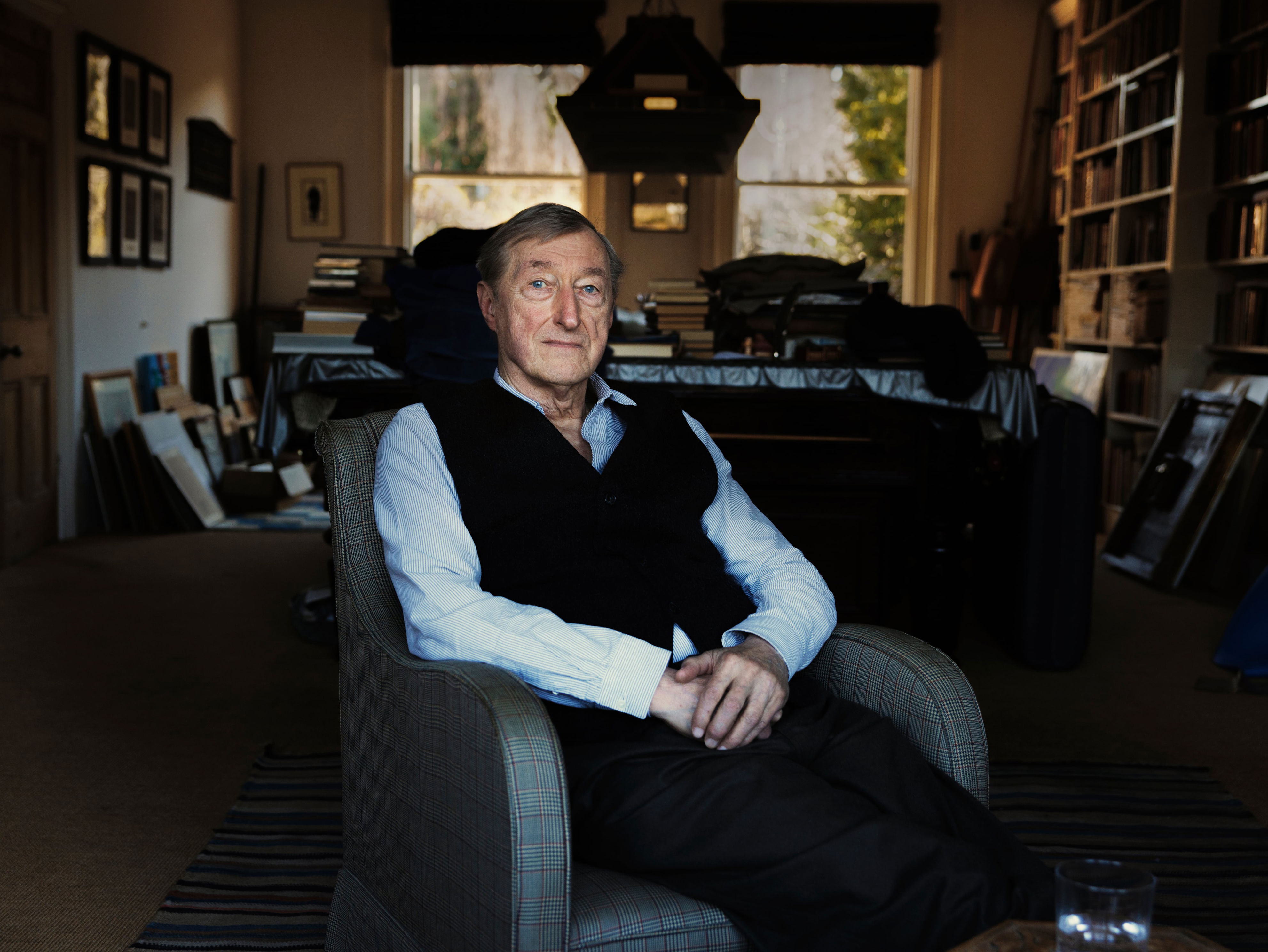 Julian Barnes: ‘I’ve become more left-wing because the center has moved ...