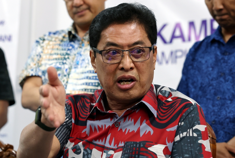 MACC chief refuses leave of absence during investigation, cites others ...