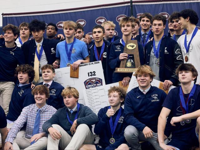 Charlotte Latin back on top at NCISAA wrestling championships ...