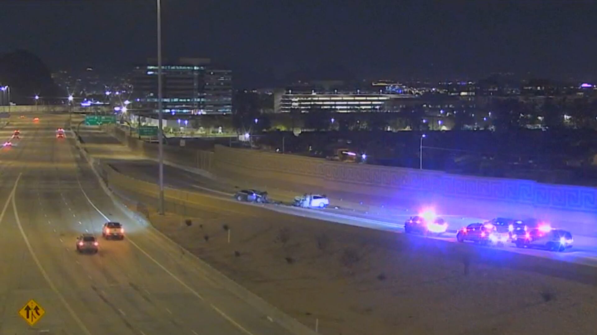 1 dead, 1 seriously hurt after wrong-way crash on Tempe-area freeway