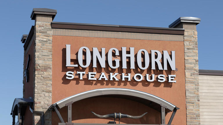 10 Longhorn Steakhouse dining rules that everyone should follow