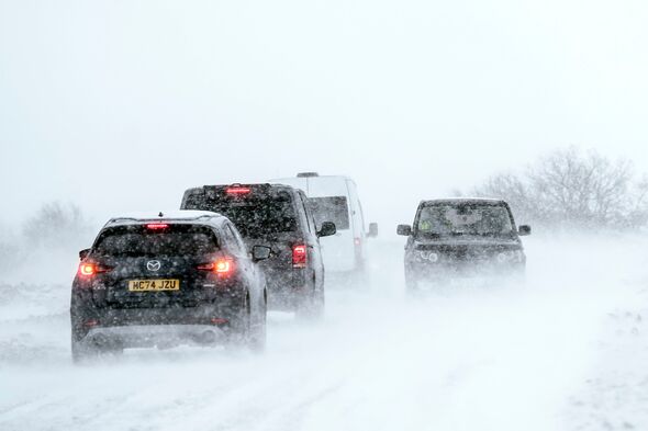 UK snow maps show giant 78-hour blizzard to bury 16 cities - full list