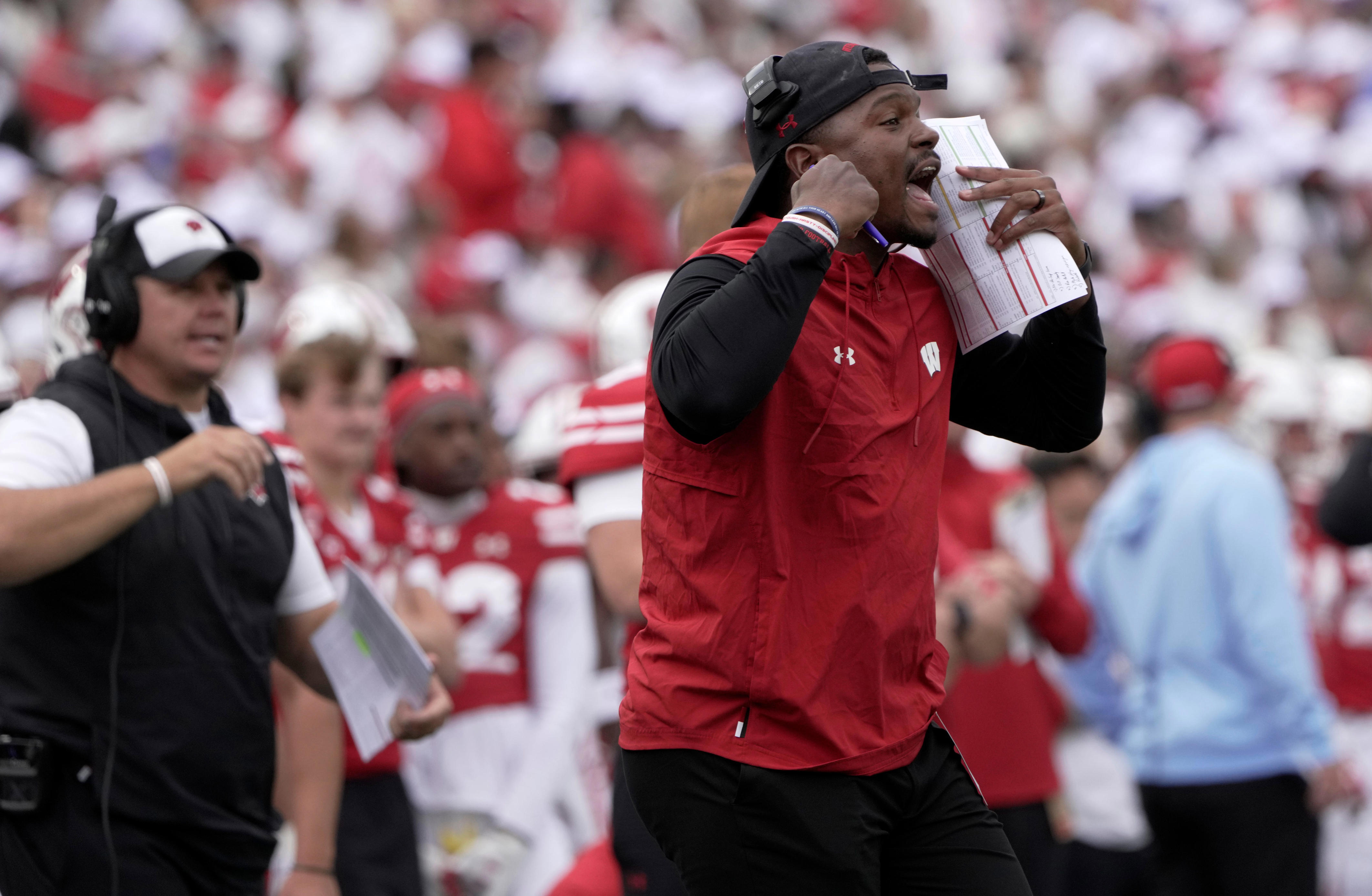 Wisconsin reportedly will lose receivers coach Jordan Reid to Atlanta ...