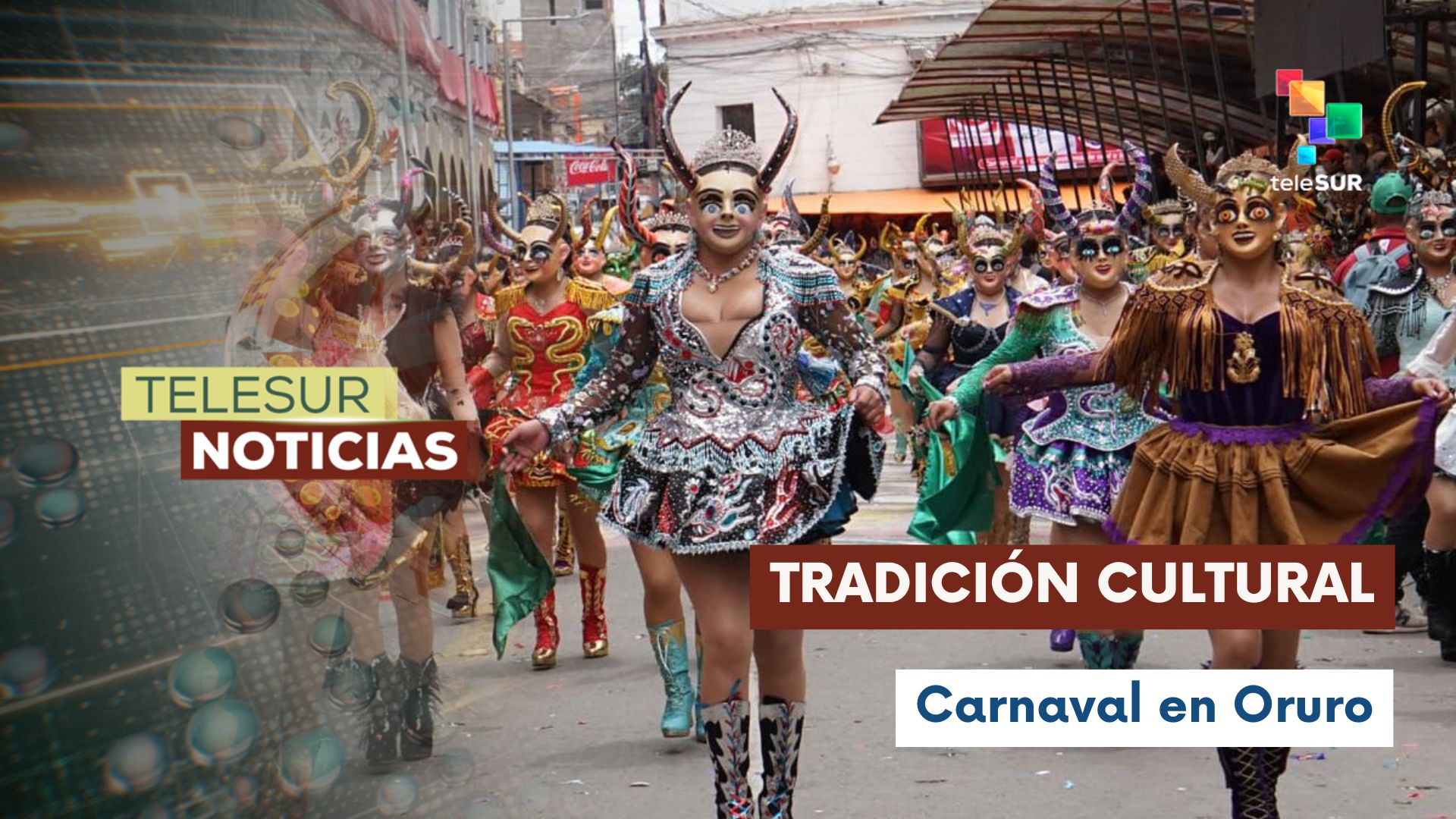 Danza y alegría desbordan las calles en el Carnaval de Oruro