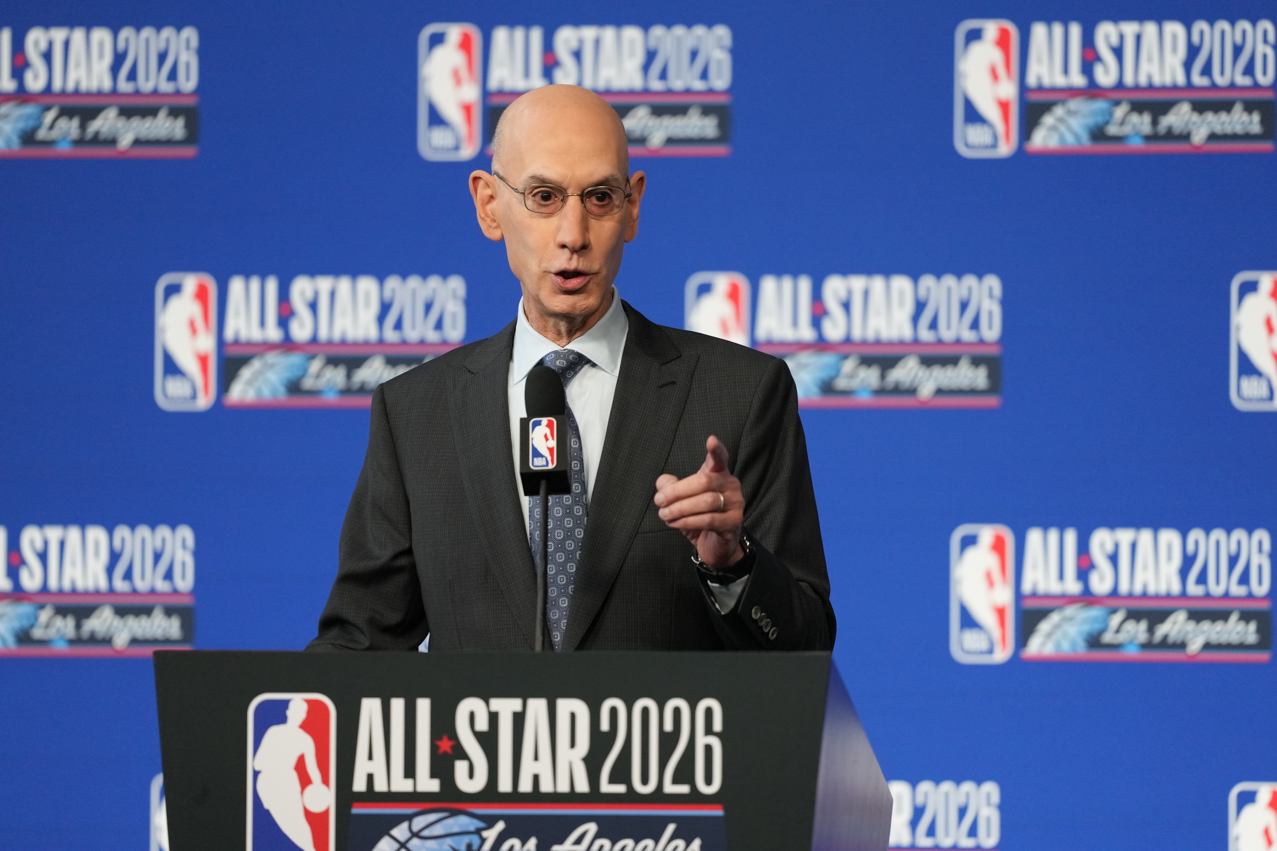Early NBA All-Star Saturday falls flat