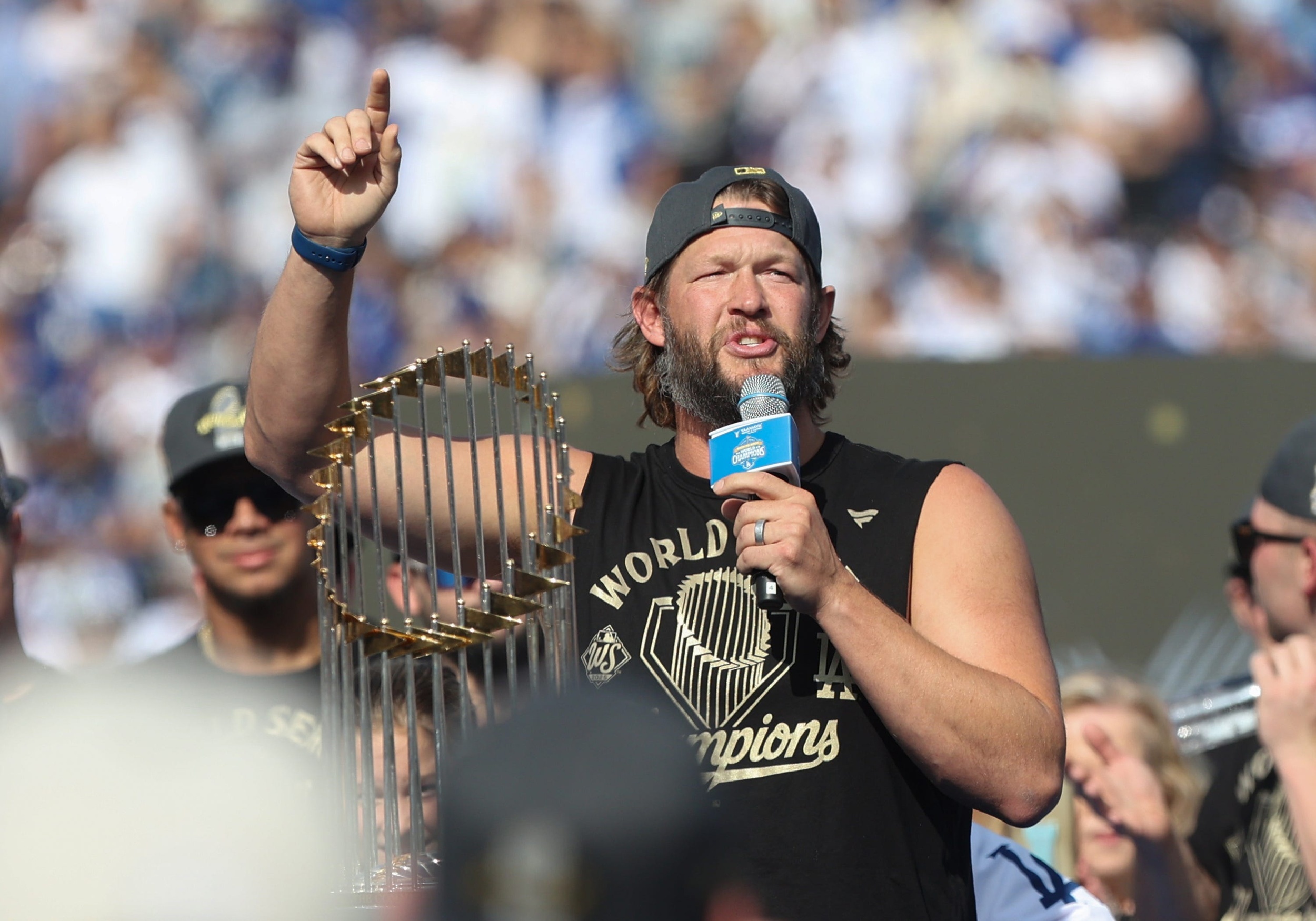 Andrew Friedman makes pitch for Clayton Kershaw to work with Dodgers