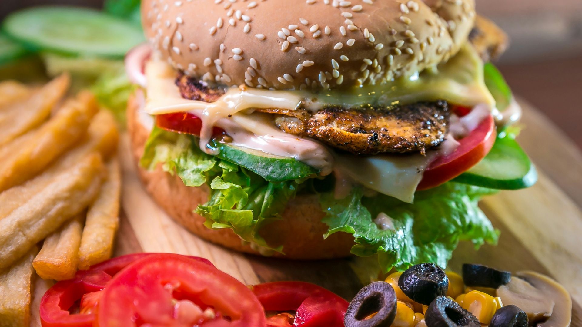 Here’s an easy way to eat healthy at fast food chains
