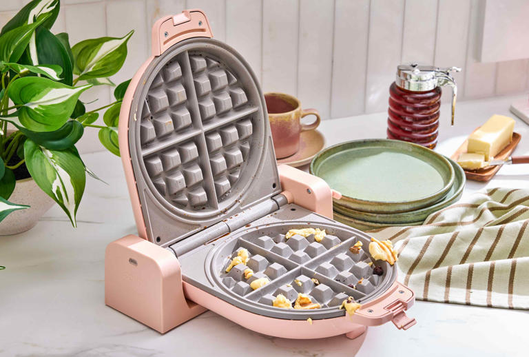 How to clean a waffle maker with household items and finally get that ...