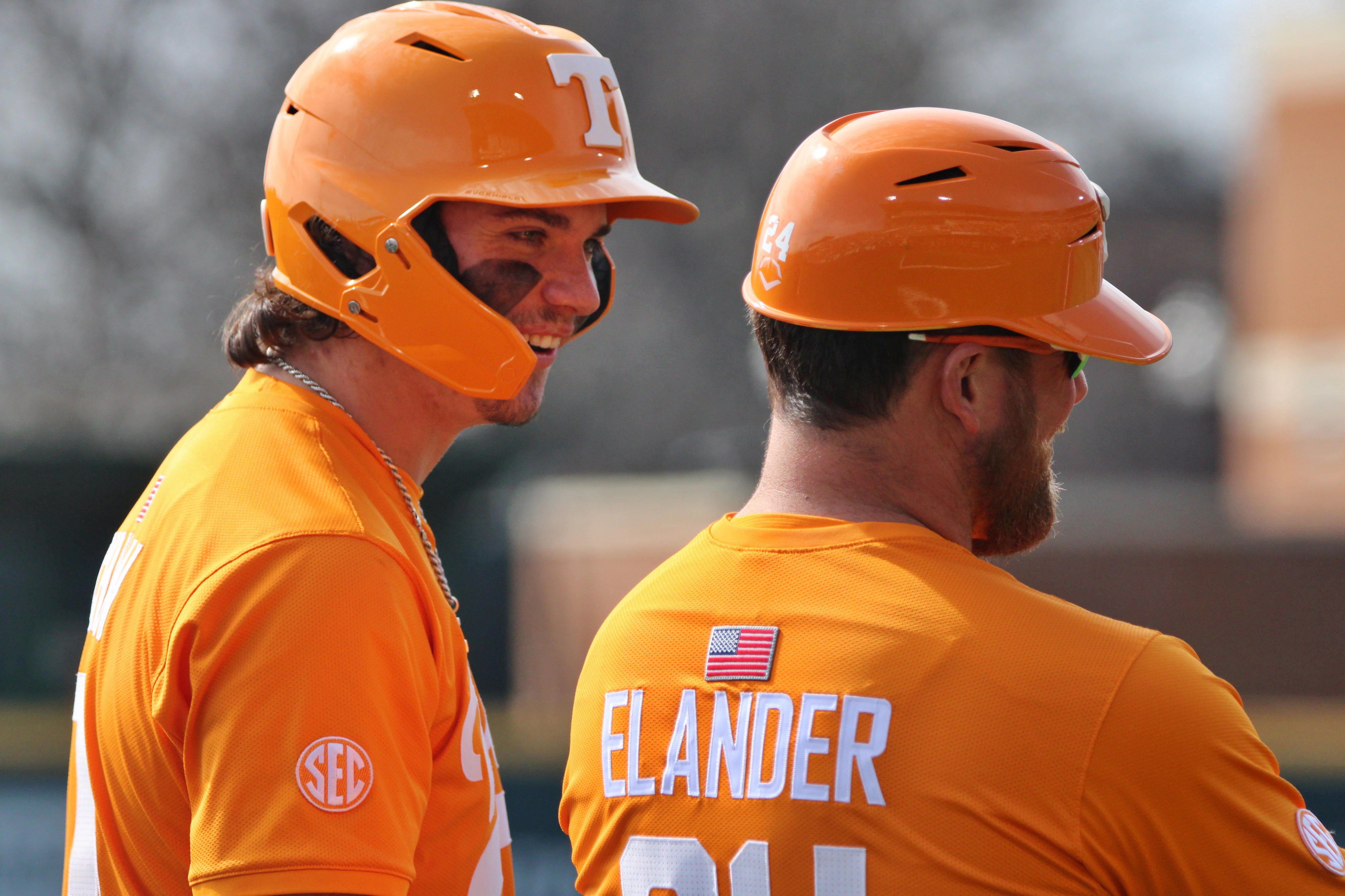Tennessee baseball down two spots in USA TODAY Sports Coaches Poll