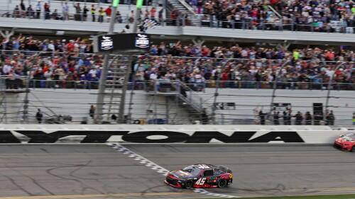 Tyler Reddick gives Michael Jordan a Daytona 500 win with final-lap charge