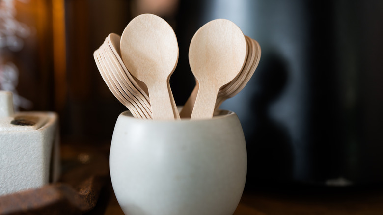 Repurpose a glass jar and bamboo spoons to DIY unique home decor you'll ...