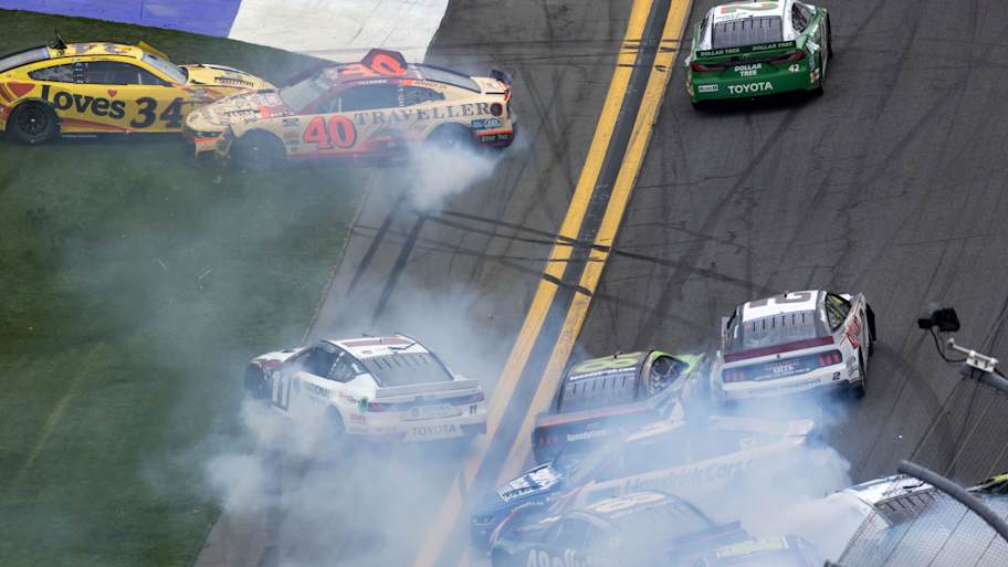 Justin Allgaier triggers big crash to end stage 2 of Daytona 500