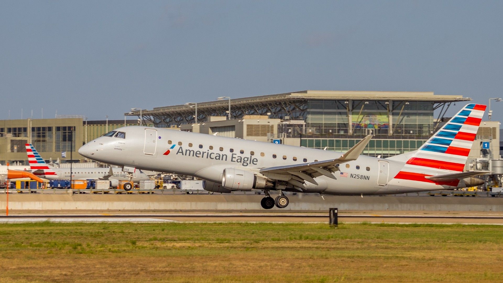 American Airlines launches its shortest route with first-ever nonstop ...