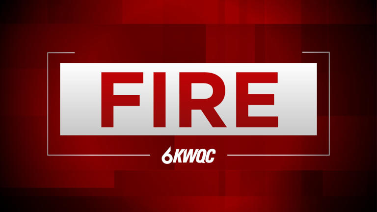 Crews respond to apartment building fire
