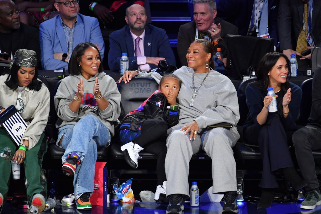 Barack, Michelle Obama headline celebrity-filled 2026 NBA All-Star Game ...