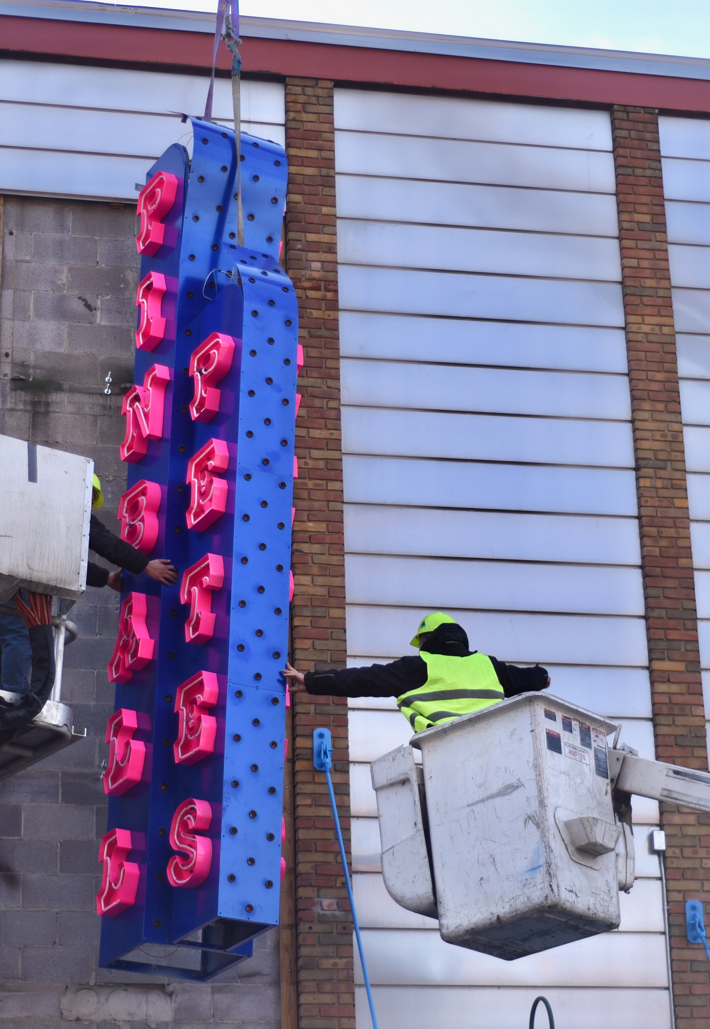 Neon signs for new Pinball Pete’s arcade in Ann Arbor add to Liberty ...