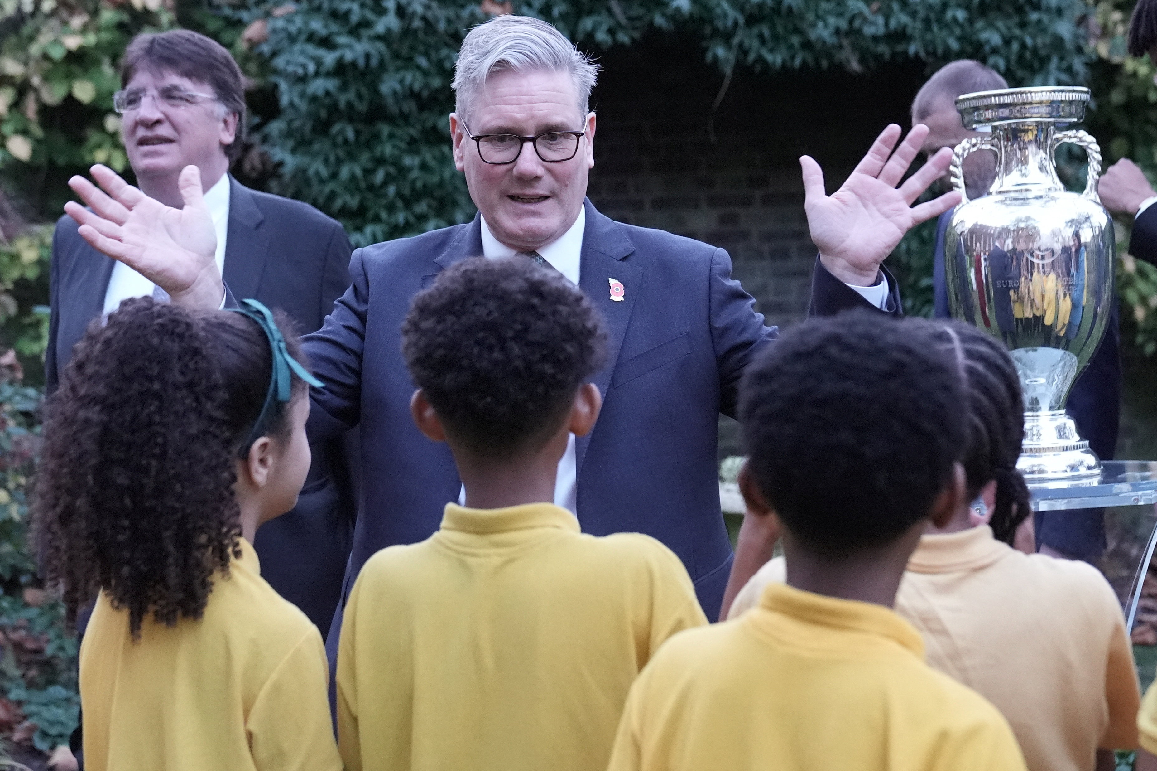 UK’s Starmer announces crackdown on AI chatbots in child safety push