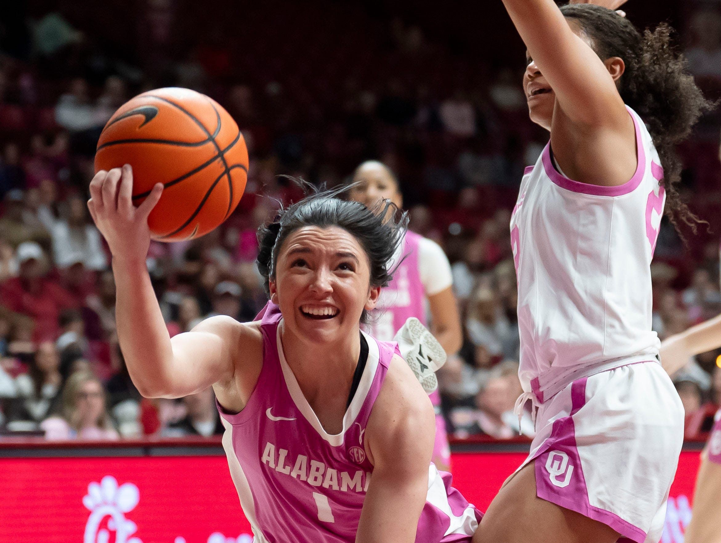 Live score updates of Alabama women's basketball vs. Florida