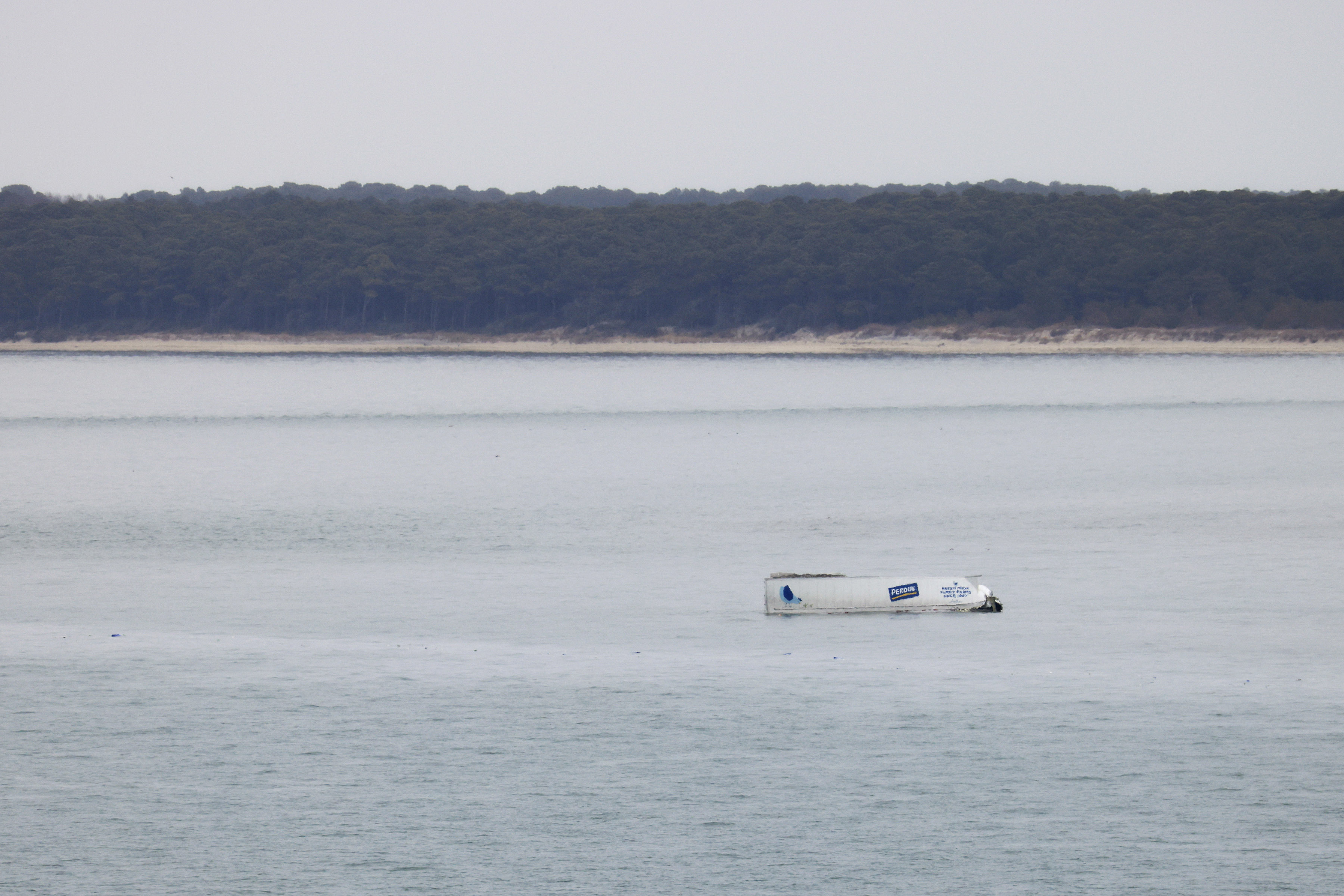 Perdue Farms tractor-trailer goes off Chesapeake Bay Bridge-Tunnel ...