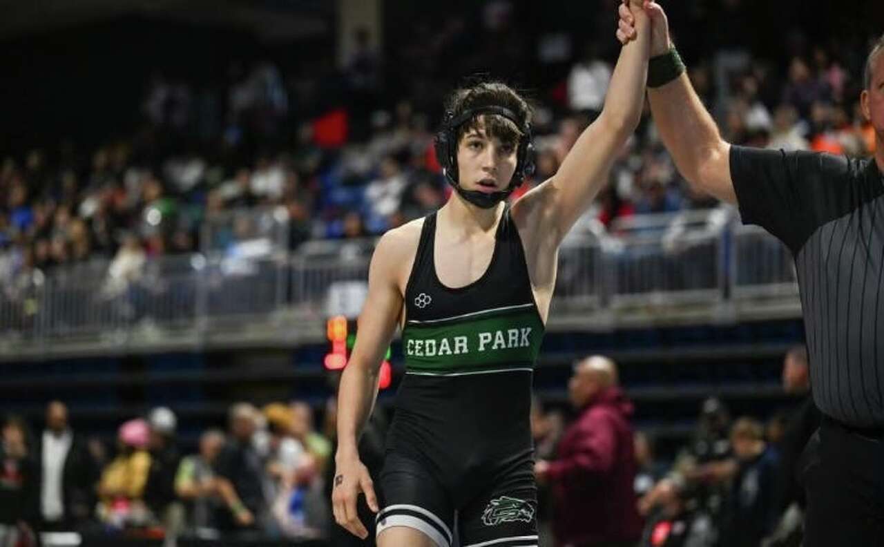 Cedar Park's Nathan Reilly goes 3-for-3 by winning third straight UIL ...