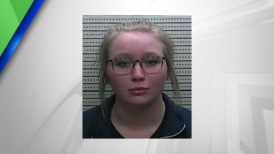 Bell County EMT accused of stealing more than $1,000