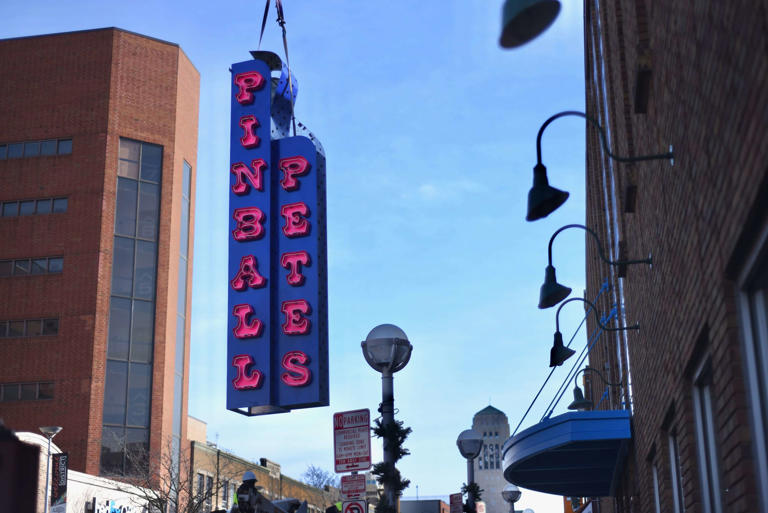 Neon signs for new Pinball Pete’s arcade in Ann Arbor add to Liberty ...
