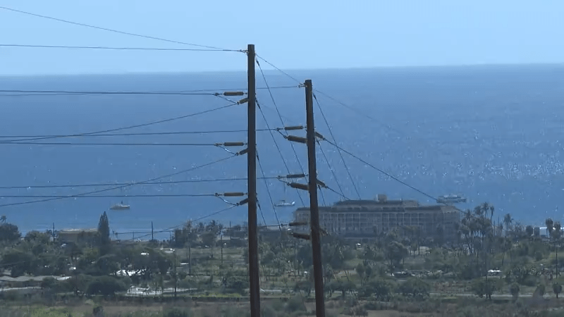 'All hands on deck': HECO works to restore power statewide