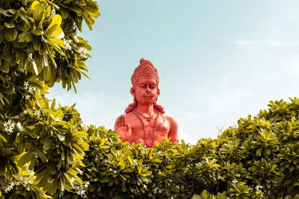 3 powerful lessons from Lord Hanuman for success & moksha