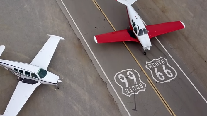 "Yes, we landed here" - Landing an airplane in the middle of Route 66