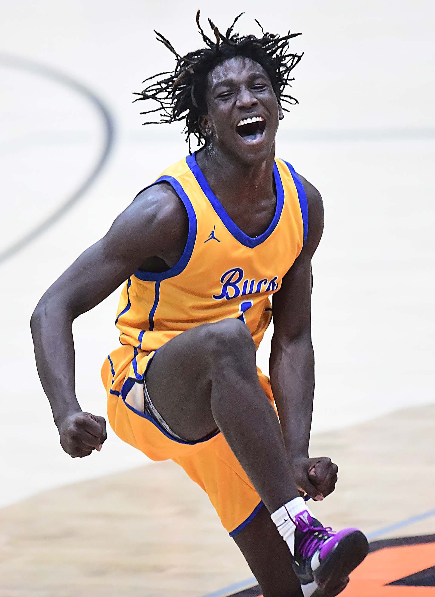 Laney basketball snatches conference tournament crown with dramatic win ...