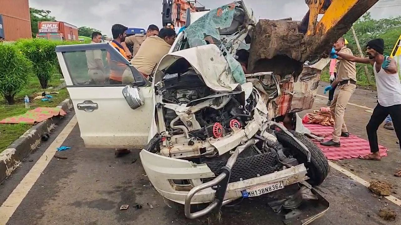 Centre launches PM RAHAT scheme for road accident victims; claim ...
