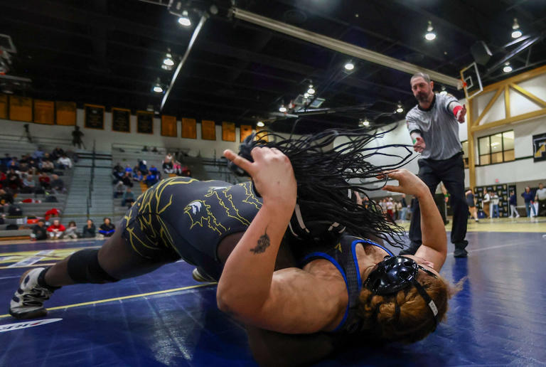 Full results from 2026 District 11 individual girls wrestling tournament