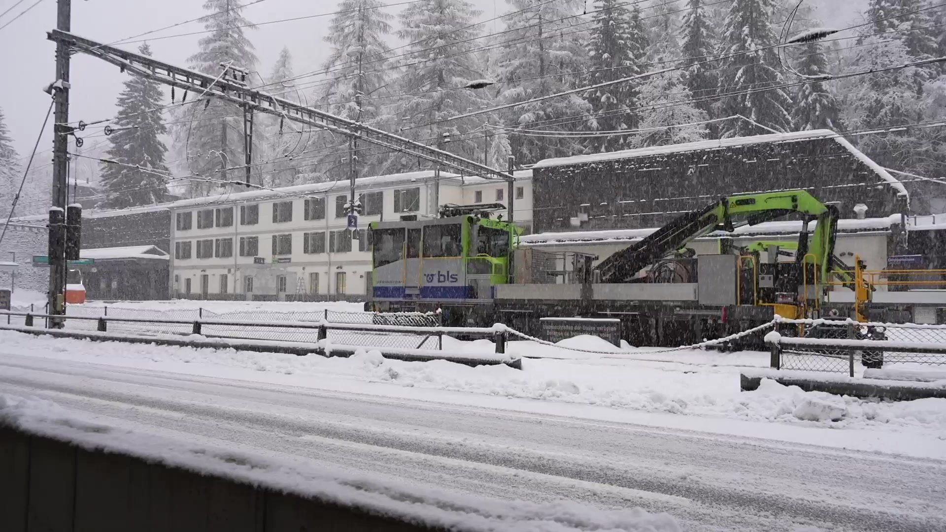 Déraillement d'un train à Goppenstein, « probablement des blessés