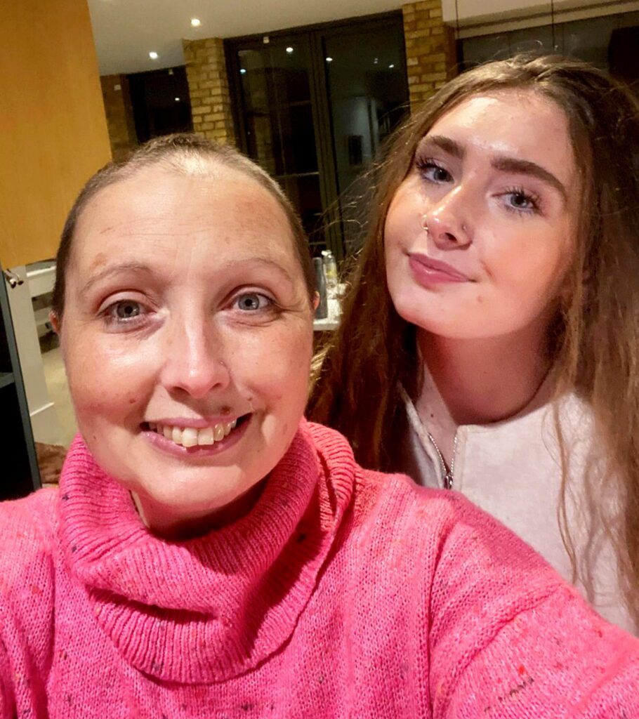 Mum who put headaches down to stress of moving diagnosed with terminal ...