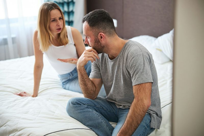 14 dating red flags experienced singles won’t ignore