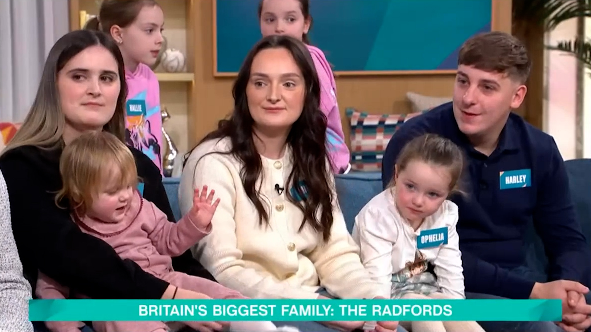 22 kids & counting: Who are the Radford children?