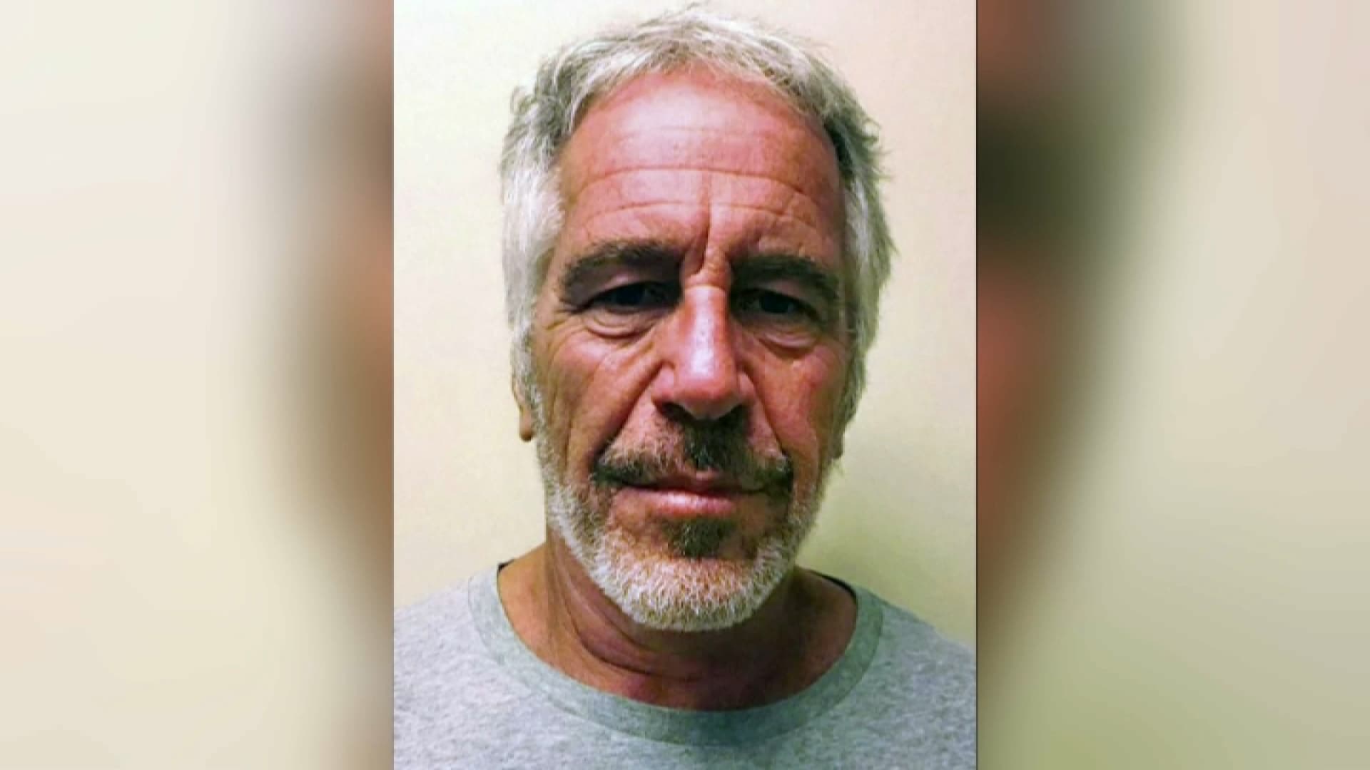 Affaire Epstein : "plusieurs dizaines de témoignages" de victimes reçus ...