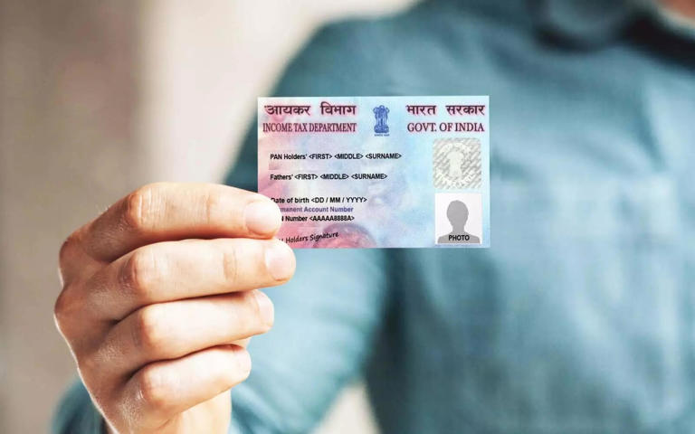 Update your photo, add digital signature & download PAN online