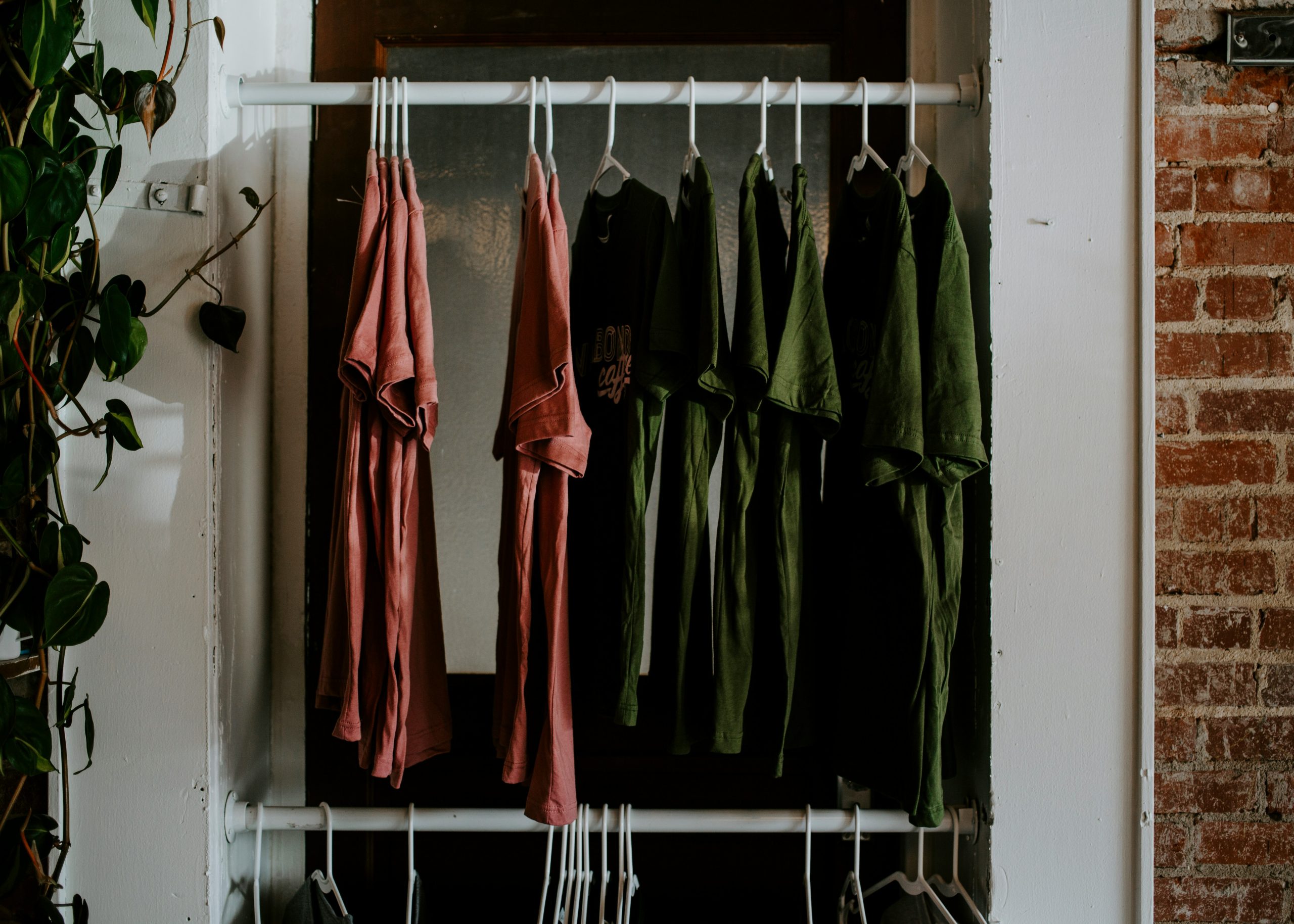 19 rules for maintaining a capsule wardrobe