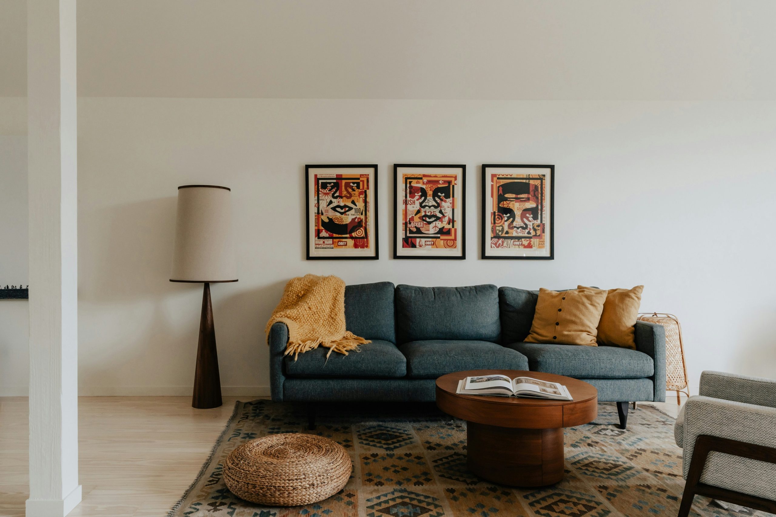 17 hacks to blend vintage and modern home decor