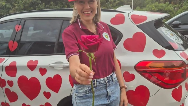 Durban florist Roxane Gordon goes viral by exposing Google Ads ...
